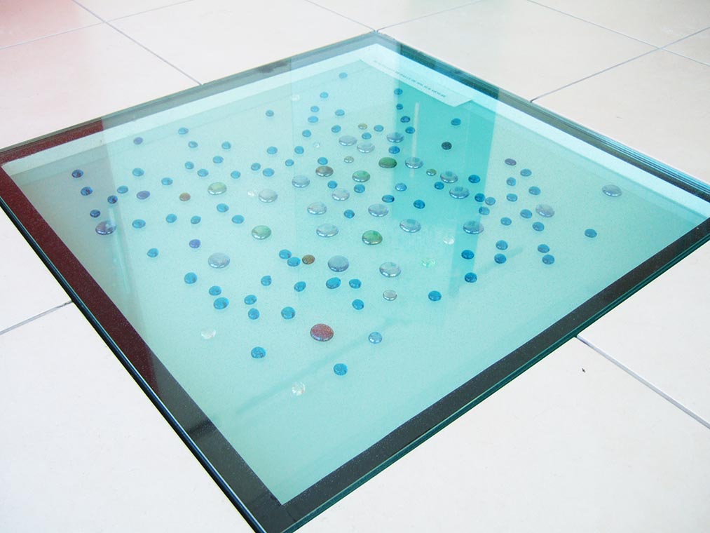 Plancher en verre, sol en verre sur mesure