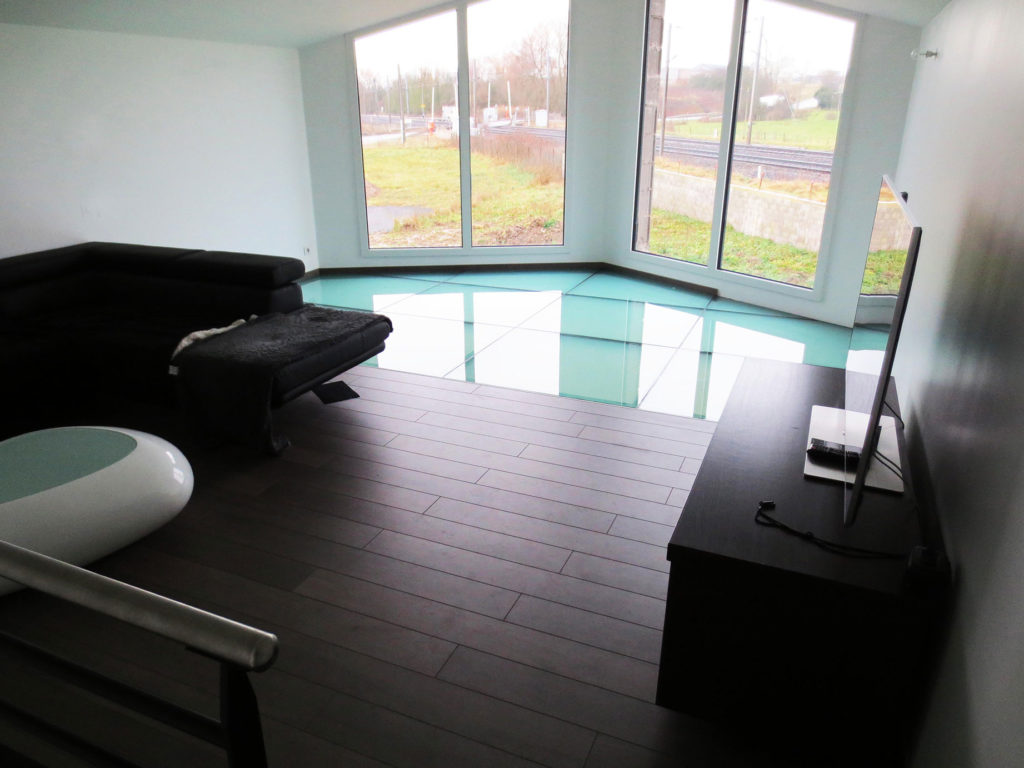 Dalle de sol en verre : plancher en verre transparent | Miroiterie Righetti