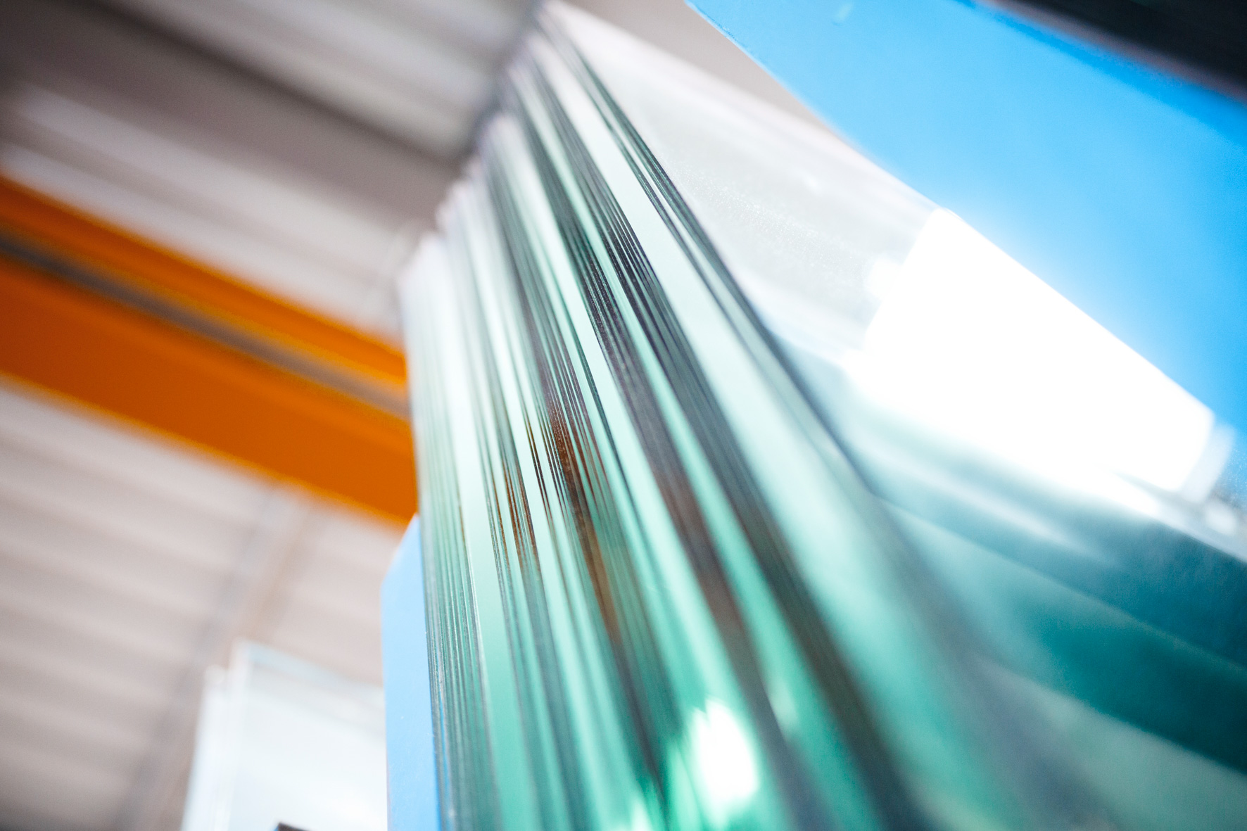 Verre trempé : processus de fabrication et particularités | Miroiterie ...